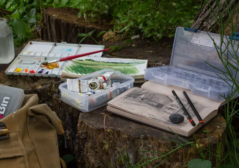 Essential Items for Sketching Outdoors | My Sketch Journal